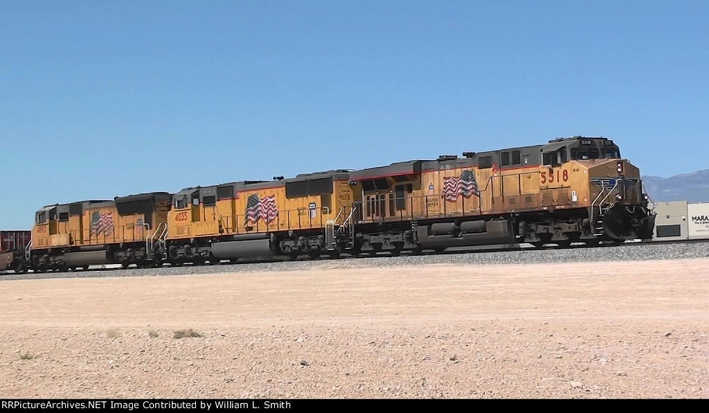 EB Manifest Frt at Maule Ave -1